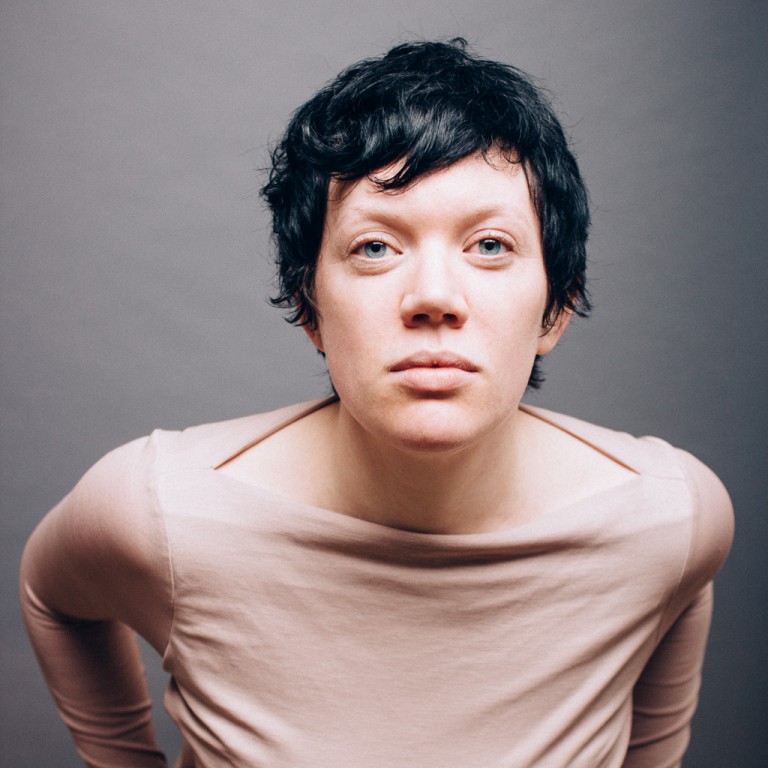 Rachel McCrum, the poet. A study. - Colin Usher Photographe